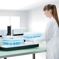 898 XYZ Sample Changer